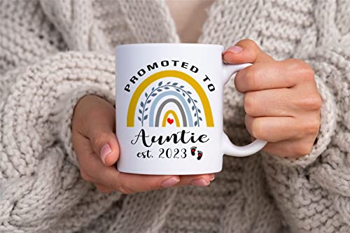 Qsavet New Baby Reveal Gift For Aunt 2023, Promoted to Aunt 2023 Mug, New Aunt Mug, Gifts For New Aunt 2023, Pregnancy Announcement For New Aunt, 11oz Coffee Mug Gift For New Aunt, Future Auntie 2023