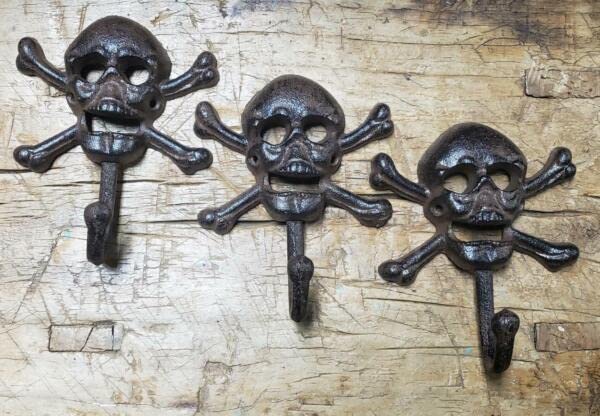 for Cast Iron Skull & Crossbones Towel Hanger Coat Hat Hooks Hook Pirate Jolly Roger Home Décor Plaques & Signs