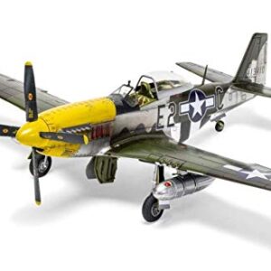 Airfix A05138 North American P51-D Mustang (Filletless Tails), Assorted