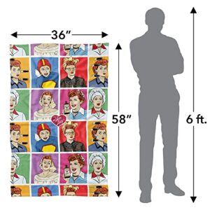 Trevco I Love Lucy Comic Fleece Blanket (36x58)