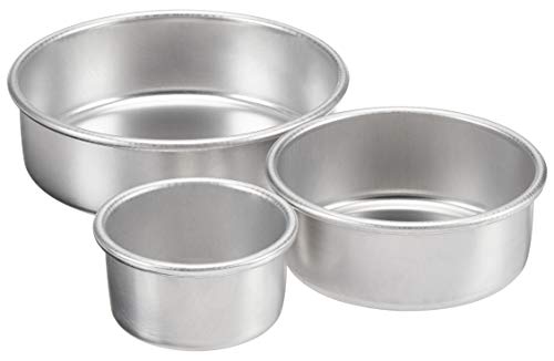 AmazonCommercial Aluminum Round Cake Pans, 3-Piece Set, Includes Pan Sizes in 8, 6, and 4 Inches