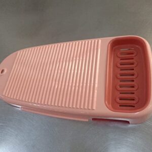 YARNOW Plastic Underwear Washboard with Soap Box Mini Hand Washing Machine Washboard for Laundry Personal Clothes Kids Shirt Underwear Washing Tool Pink