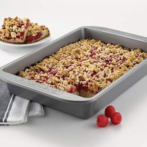 Farberware Nonstick Bakeware Baking Pan / Nonstick Cake Pan, Rectangle - 9 Inch x 13 Inch, Gray