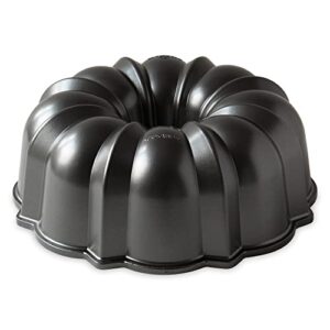 nordic ware pro cast original bundt pan, 12 cup, grey