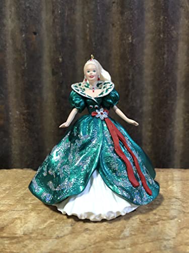 Keepsake Ornament, Holiday Barbie, Collector's Series, Third in the Holiday Barbie Series. Handcrafted, Dated 1995