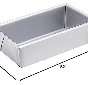 Chicago Metallic Commercial II Traditional Uncoated 1-Pound Loaf Pan -