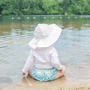 i play. by green sprouts Baby & Toddler Brim Sun Protection Hat | All-day UPF 50+ sun protection for head, neck, & eyes, White, 9-18 Months