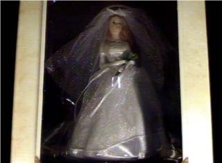 Barbie QXI5323 AB Blushing Bride Auburn Hair 2002 Hallmark Keepsake Ornament