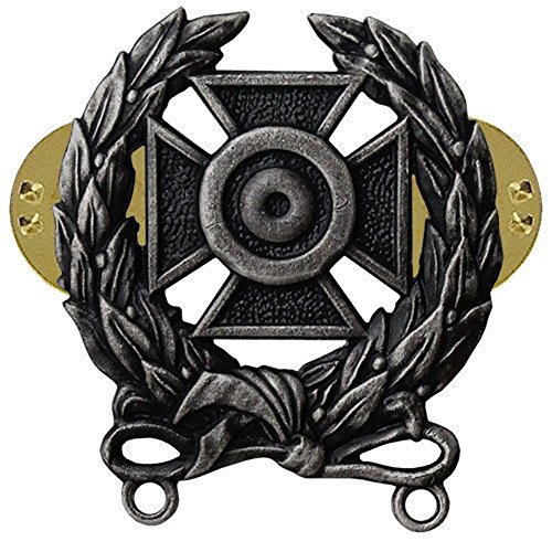 Army Badge: Expert Shooting - regulation size, silver oxidized