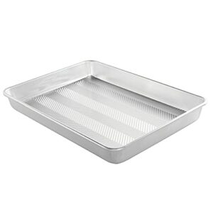 nordic ware 44770 prism 13" x 18" high-sided sheet cake pan, 1 pack, metallic