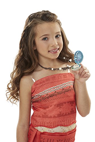 Disney Princess Disney Moana Necklace Light Up Magical Seashell Heart of Te Fiti