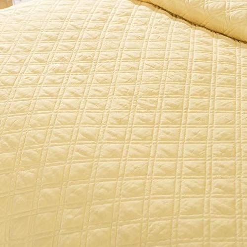 Tache Quilted Yellow Scalloped Buttercup Puffs Matelasse Bedspread Coverlet Set, California King