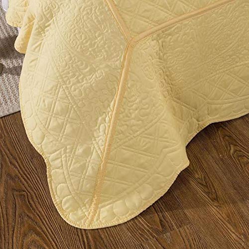 Tache Quilted Yellow Scalloped Buttercup Puffs Matelasse Bedspread Coverlet Set, California King