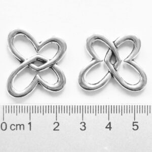 Heather's cf 20 Pieces Silver Tone 2 Hearts Close Circle Findings Jewelry Making 28X22mm