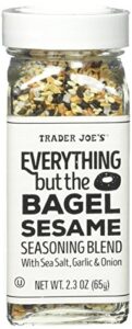 trader joe's everything but the bagel sesame seasoning blend 2.3 oz, pack of 1