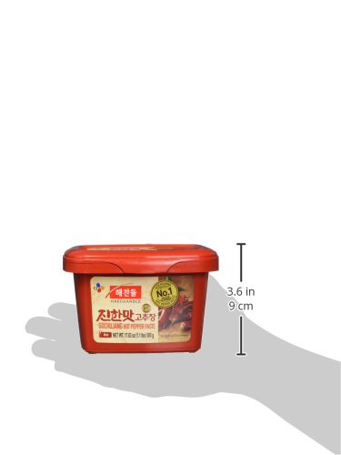 CJ Haechandle Gochujang - Hot Pepper Paste, Korean Traditional Fermented Jang, Made with Red Hot Chili Peppers, Sweet & Spicy Flavor, 1.1 Lb (Pack of 1)