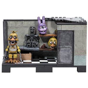 mcfarlane toys five nights at freddy's backstage 'classic series' medium construction set