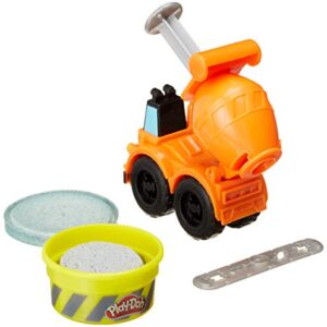 Play-Doh Wheels Mini Cement Truck Toy with 1 Can of Non-Toxic Cement Colored Buildin' Compound