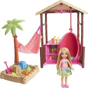 barbie dreamhouse adventures chelsea doll & tiki hut playset with moldable sand, hammock & accessories, blonde small doll