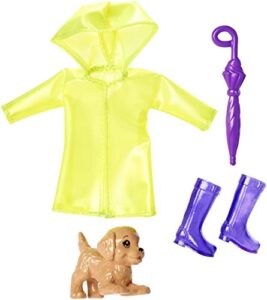 barbie club chelsea accessory pack, rainy day-themed clothing and accessories for small dolls, 4 pieces for 3 to 7 year olds include raincoat, umbrella and puppy