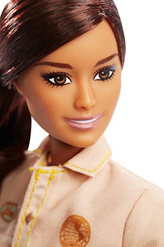 Barbie Wildlife Conservationist Doll, Brunette with Monkey and Notebook, Inspired by National Geographic for Kids 3 Years to 7 Years Old