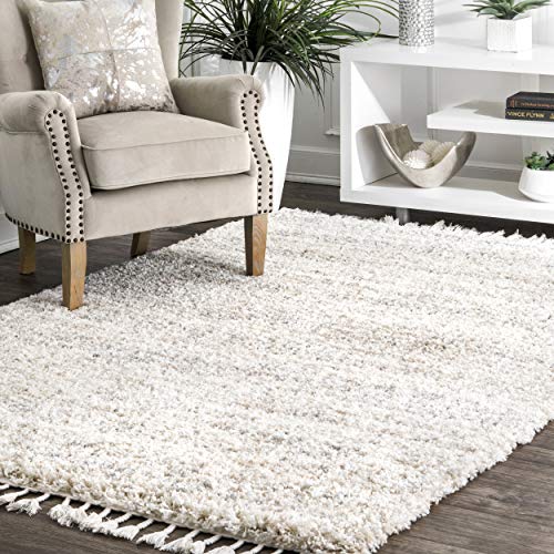 nuLOOM Brooke Shag Tasseled Area Rug, 4x6, Ivory