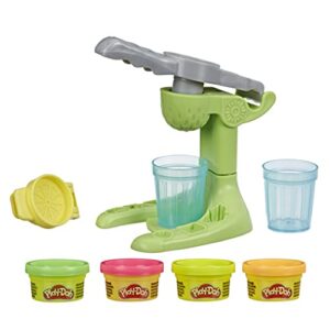 play-doh kitchen creations juice squeezin' toy juicer for kids 3 years and up with 4 non-toxic colors