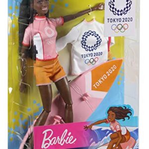 Barbie Olympic Games Tokyo 2020 Surfer Doll with Surf Uniform, Tokyo 2020 Jacket, Medal, Tokyo 2020 Surfboard with Fins for Ages 3 and Up