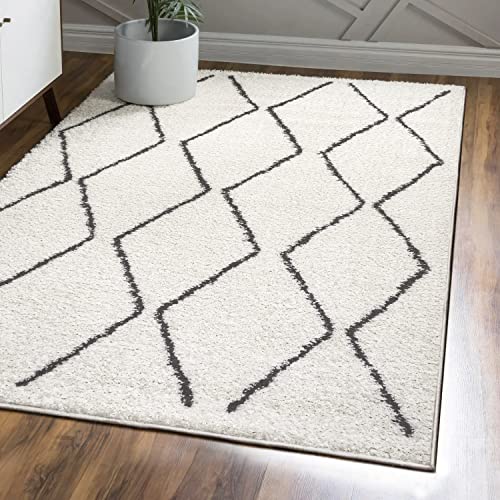 JONATHAN Y MOH405A-5 Catala Moroccan Diamond Shag Indoor Area-Rug Bohemian Geometric Modern Glam Easy-Cleaning Bedroom Kitchen Living Room Non Shedding, 5 X 8, White/Black