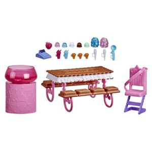 Disney Princess Comfy Squad Sweet Treats Truck, Playset with 16 Accessories, Pretend Ice Cream Shop, Toy for Girls 5 Years Old and Up