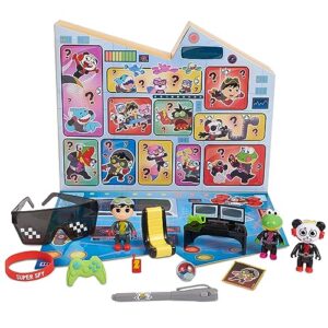 Ryan's World Super Spy Ryan Golden Console, 13 surprises inside, Kids Toys for Ages 3 Up by Just Play