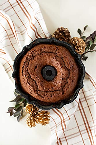 Old School Brand Chocolate Pound Cake Mix - 16 Oz - Makes a Tasty One Pound Loaf Cake!