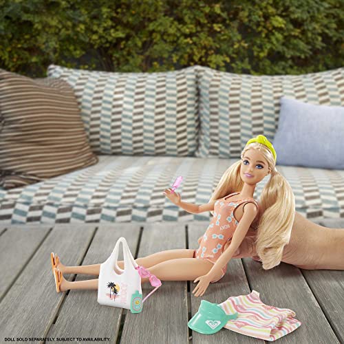 Barbie Storytelling Fashion Pack of Doll Clothes Inspired by Roxy: Striped Dress, Roxy Swimsuit & 7 Beach-Themed Accessories Including Frozen Treat, Gift for 3 to 8 Year Olds