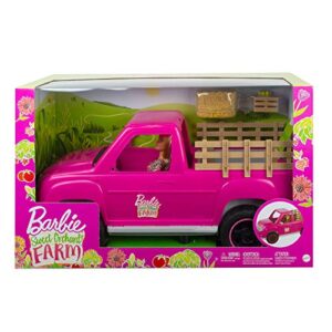 Barbie Sweet Orchard Farm Truck & Doll Set, Blonde Doll & Pink Truck with Working Tailgate, Hay Bale, Crate & Corn, Gift for 3 to 7 Year Olds