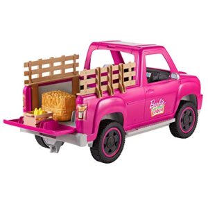 Barbie Sweet Orchard Farm Truck & Doll Set, Blonde Doll & Pink Truck with Working Tailgate, Hay Bale, Crate & Corn, Gift for 3 to 7 Year Olds