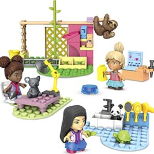 Mega Barbie Animal Grooming Station Building Set with, 97 Bricks and Pieces, Accessories and 3 Micro-Dolls, Toy Gift Set for Ages 5 and Up