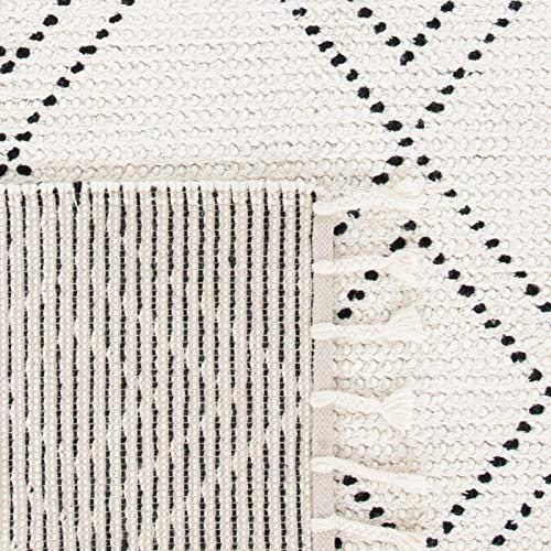 Safavieh Casablanca Collection Accent Rug - 4' x 6', Ivory & Black, Handmade Moroccan Boho Wool Braided Tassel, Ideal for High Traffic Areas in Entryway, Living Room, Bedroom (CSB676Z)