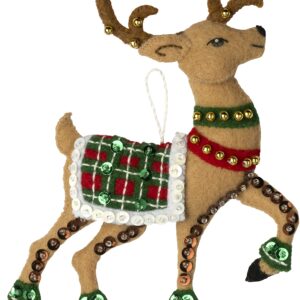 Bucilla Felt Applique 6 Piece Ornament Making Kit, Festive Reindeer, Perfect for DIY Arts and Crafts, 89299E