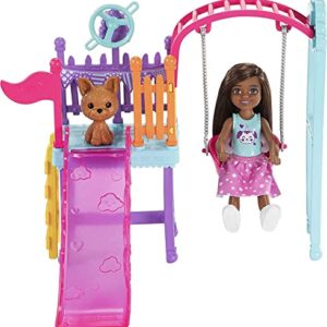 Barbie Chelsea Swing Set Playset with Chelsea Doll (6 in Brunette) Wearing Star-Print Skirt, Pet Puppy, Swing & Slide, Gift for 3 to 7 Year Olds