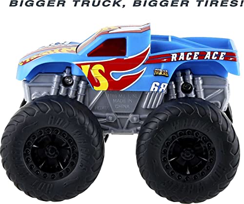 Hot Wheels Monster Trucks Roarin’ Wreckers, 1 1:43 Scale Truck with Lights & Sounds, Plays Truck's Theme Song, Toy for Kids 3 Years Old & Older