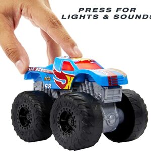 Hot Wheels Monster Trucks Roarin’ Wreckers, 1 1:43 Scale Truck with Lights & Sounds, Plays Truck's Theme Song, Toy for Kids 3 Years Old & Older