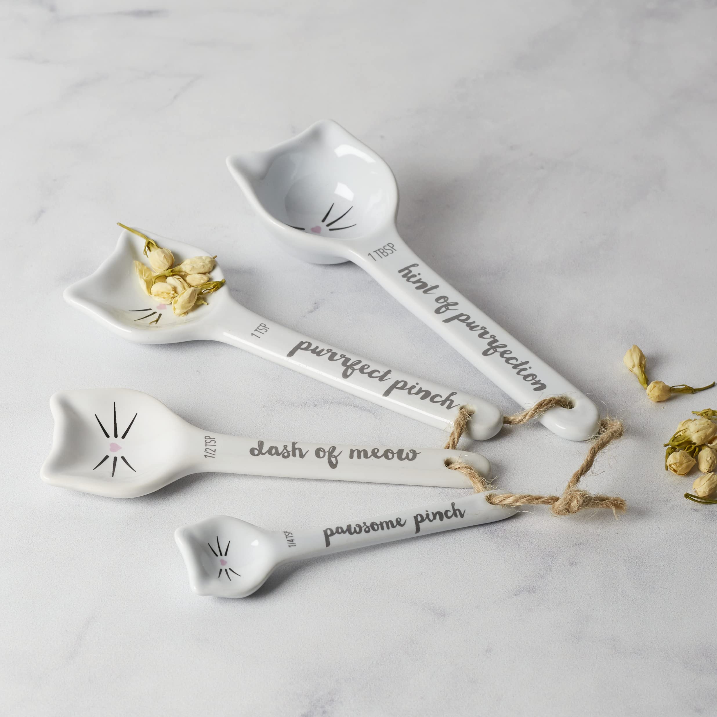 Votum Ceramic Measuring Spoons Set - Adorable Cat Shaped Stackable Spoons with Hand Painted Details - 4 Piece Set: 1 tbsp, 1 tsp, 1/2 tsp & 1/4 tsp