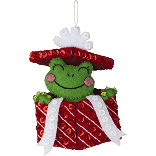 Bucilla Felt Applique 6 Piece Ornament Making Kit, Hoppy Holidays, Perfect for DIY Arts and Crafts, 89468E