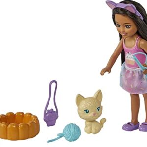 Barbie Chelsea Doll & Accessories, Brunette Doll with Removable Sprinkle-Print Skirt, Kitten, Pet Bed & More