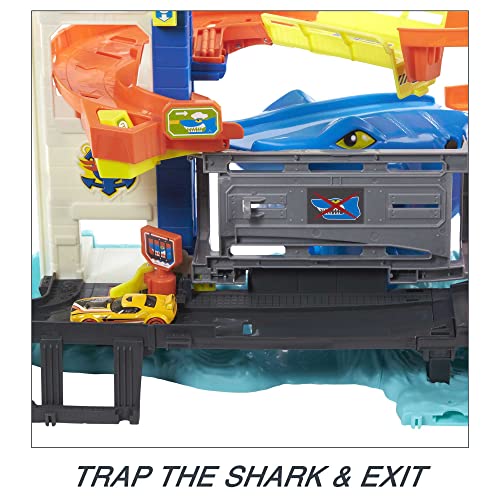 Hot Wheels Attacking Shark Escape Playset