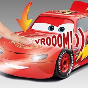 Revell 00920 First Lightning McQueen Disney Cars (Light & Sound) 1:20 Scale, Red