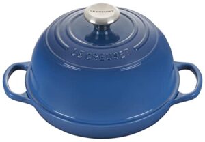 le creuset enameled cast iron bread oven, marseille, 1.75 qt.