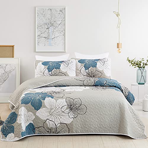 DJY 3 Pieces Quilt Set California King Blue Floral Pattern Quilt Coverlet Elegant Boho Bedspread with 2 Pillow Shams Lightweight Floral Summer Bedding Quilt for Adults Teens 106"x96"