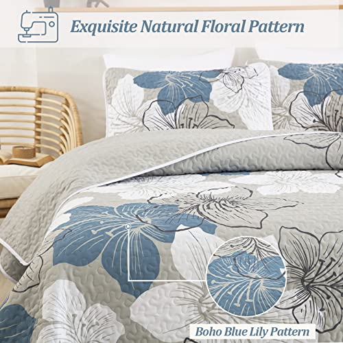 DJY 3 Pieces Quilt Set California King Blue Floral Pattern Quilt Coverlet Elegant Boho Bedspread with 2 Pillow Shams Lightweight Floral Summer Bedding Quilt for Adults Teens 106"x96"