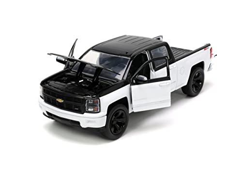 Jada Toys Just Trucks 1:24 2014 Chevy Silverado Z-71 Die-cast Car Black/White with Tire Rack, Toys for Kids and Adults